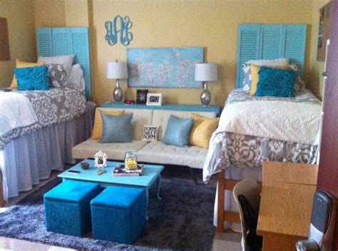 Glam Dorm Rooms That You Need To Copy Lures And Lace