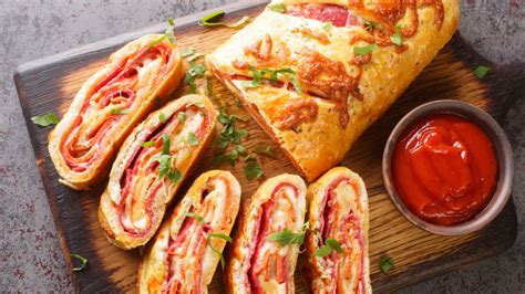 En pocos pasos prepara un exquisito pan casero relleno de jamón y