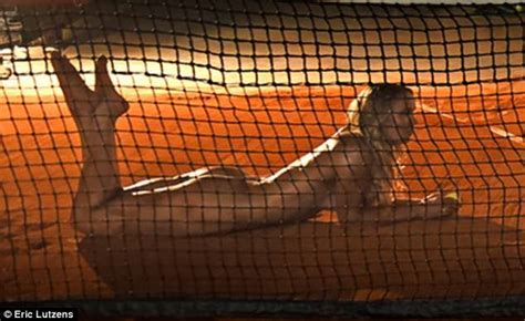 CAROLINE WOZNIACKI ShesFreaky