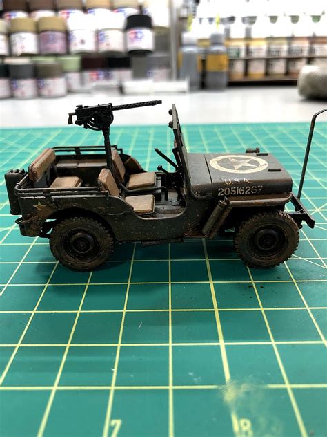 US Willys MB Jeep Plastic Model Military Vehicle Kit 1 35 Scale