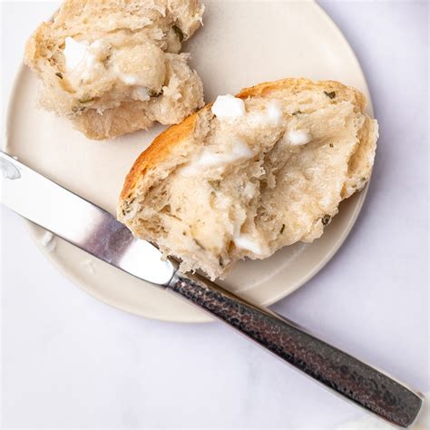 Garlic Herb Dinner Rolls Recipe L Forager Project