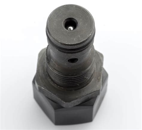 Zawór przelewowy króciec do przewodu hydraulicznego L200 L220