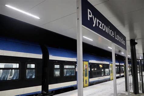 Koleje Śląskie ruszyły na lotnisko w Pyrzowicach Tychy24 net