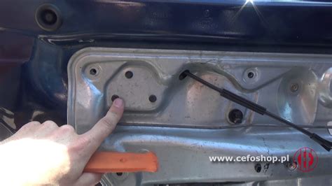 Demontaż blachy drzwi VW Bora Golf 4 YouTube