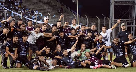Salta se tiñó de Azabache Central Norte se quedó con el clásico de la