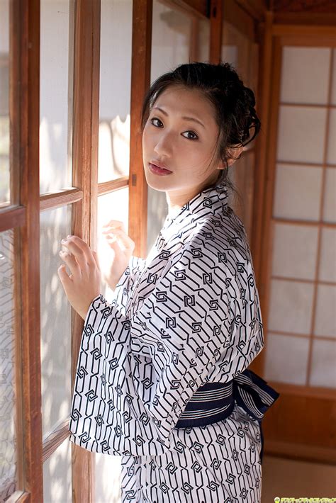Mitsu Dan Japanese Gravure Idol Sexy Photo Gallery Special Collection