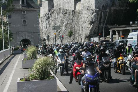 Isère Sud Les motards en colère manifestent dans le centre ville