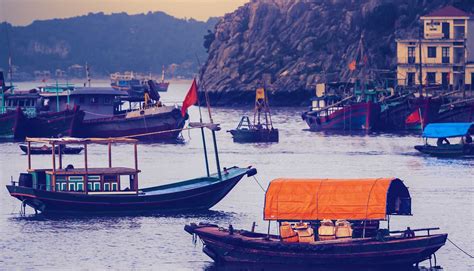 Halong Bay Ninh Binh Tour 3D2N Hanoi Package Tour 3 Days