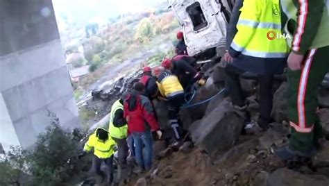 Beykoz da Bir Beton Mikseri Viyadükten Uçtu 1 Ölü Dailymotion Video