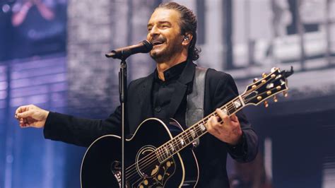 Ricardo Arjona anunció su retiro de los escenarios por problemas de