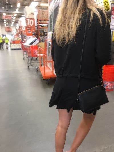 Home Depot Hottie I Tried To Get An Upskirt On Th Tumbex