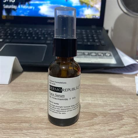 Dermorepubliq Niacinamide Hyaluronic Acid For Sensitive Skin Serum