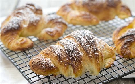 Cómo hacer croissants o cruasanes la receta definitiva