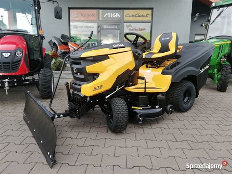 Najlepszy traktor do koszenia trawy Cub Cadet XT2 20KM pług Kobiele