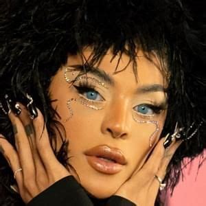 Pabllo Vittar Batidão Tropical Lyrics and Tracklist Genius