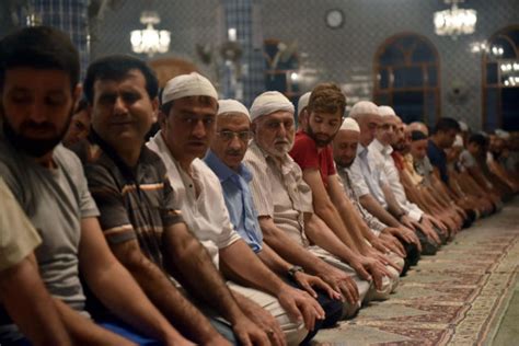 Bayram Namazı Nasıl Kılınır