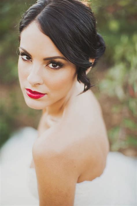 Bridal Beauty Bright Bold Lips Weddingsonline