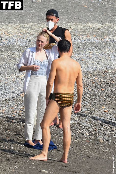 Dakota Fanning Nude The Fappening Photo 1436748 FappeningBook
