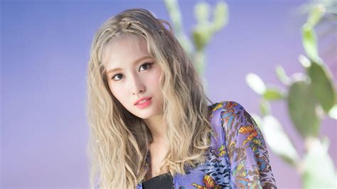 Momo Twice Wallpaper Pc Wunderschoner Momo In Ich Kann Mich Nicht