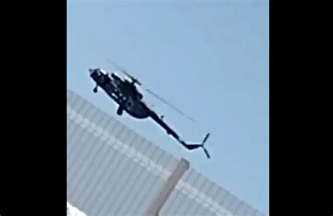 Se desploma helicóptero de la Marina cerca del aeropuerto de Mazatlán