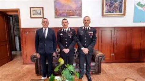 Latina Arma Dei Carabinieri Il Saluto Ai Militari In Congedo