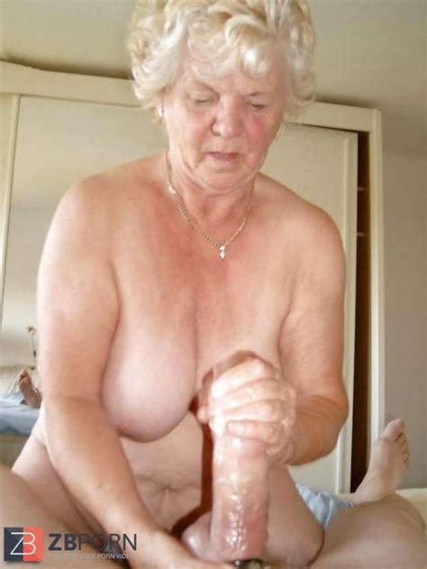 Homely Women Naked