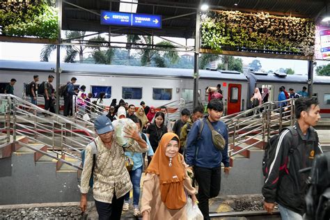 Mudik Ceria Penuh Makna KAI Divre IV Tanjungkarang Siapkan Sarana Dan