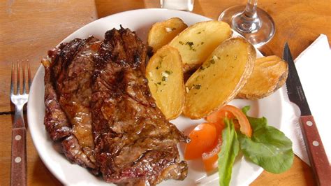 Carne con papas al horno cómo hacer esta receta riquísima