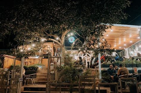 15 Tempat Nongkrong Malam Di Bandung Murah Dan Cozy Info Area