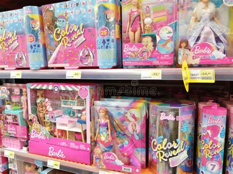 Muñecas de Barbie imagen de archivo editorial Imagen de departamento