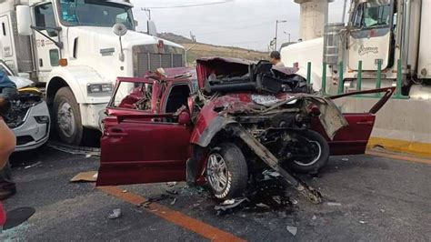 Qué pasó en la autopista México Puebla Hay 12 lesionados Periódico