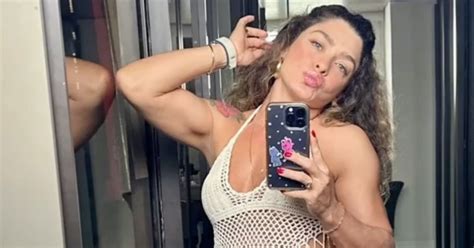 Mulher de Rogério Andrade de Vale o Escrito Fabíola de Andrade abre