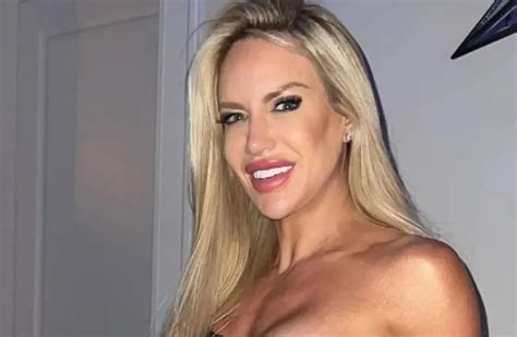 A sus 40 años Luciana Salazar prendió fuego la red al lucir un