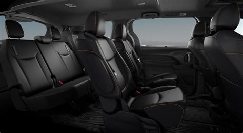 50 765 2024 Toyota Sienna Woodland Edition Cement WOODLAND EDITION In