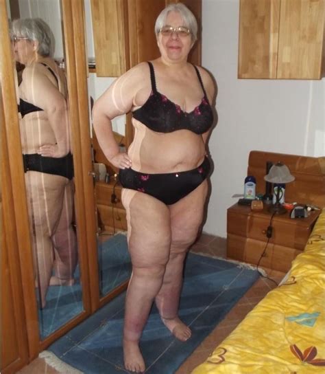 Bbw Grannys Posing Nude Granny Pussy