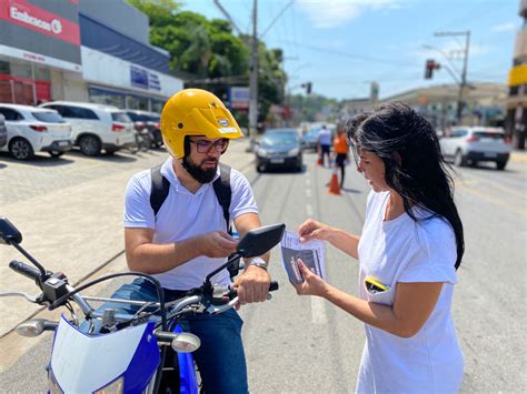 Blitz Educativa Em Ipatinga Orienta Motoristas E Motociclistas Sobre O