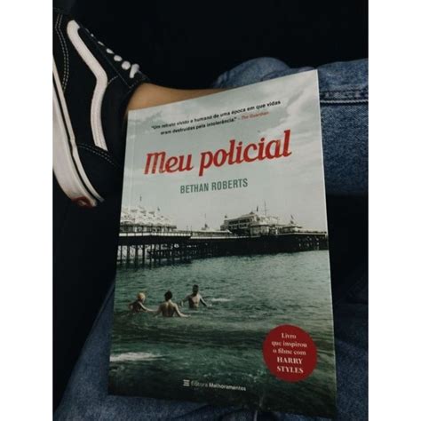 Livro Meu Policial Bethan Roberts Harry Styles Shopee Brasil
