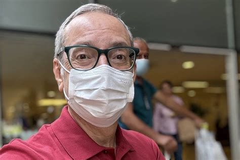 Jornalista José Roberto Burnier deixa o hospital após infarto Metrópoles