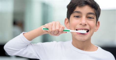 Brush Teeth Image