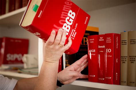 Erbrecht Mag Sabine Putz Haas Dr Sabine Riehs Hilbert