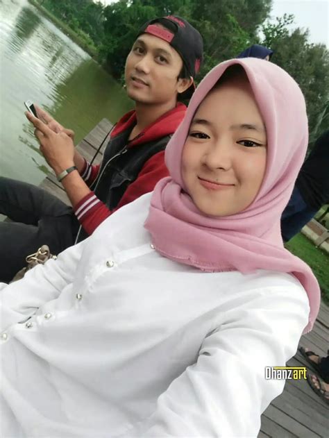Akui Fans 6 Editan Foto Bareng Nissa Sabyan Ini Halu Sekaligus Kocak