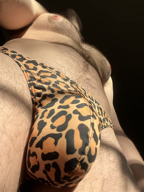 The Nude Neighbor On Twitter Grrrrr