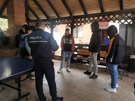 În loc de ore petreceri la păcănele baruri și biliard Razie IPJ la