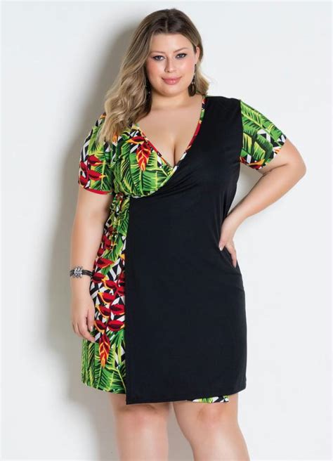Vestido Folhagem Preto Transpassado Plus Size Marguerite