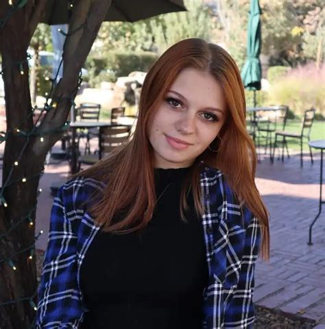 Allie Tannerites Youtuber Wiki Net Worth Height Age And More