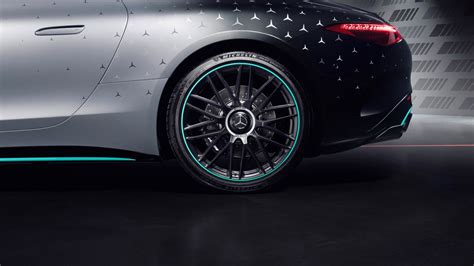 Mercedes Amg Unveils The F Inspired Motorsport Collectors Edition Sl