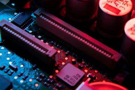 Cómo Instalar una Memoria RAM Una Guía Completa CyberTeam