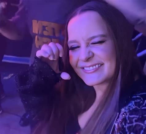 Pin de kyrįa em M M Maiara e maraisa Maiara e maraisa fotos Dona