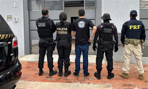Operação da PF no Acre e Espírito Santo mira organização criminosa que