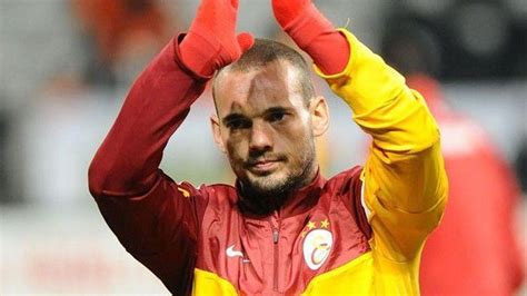 Sneijder de tarih yazdı Fanatik Gazetesi Galatasaray GS Haberleri